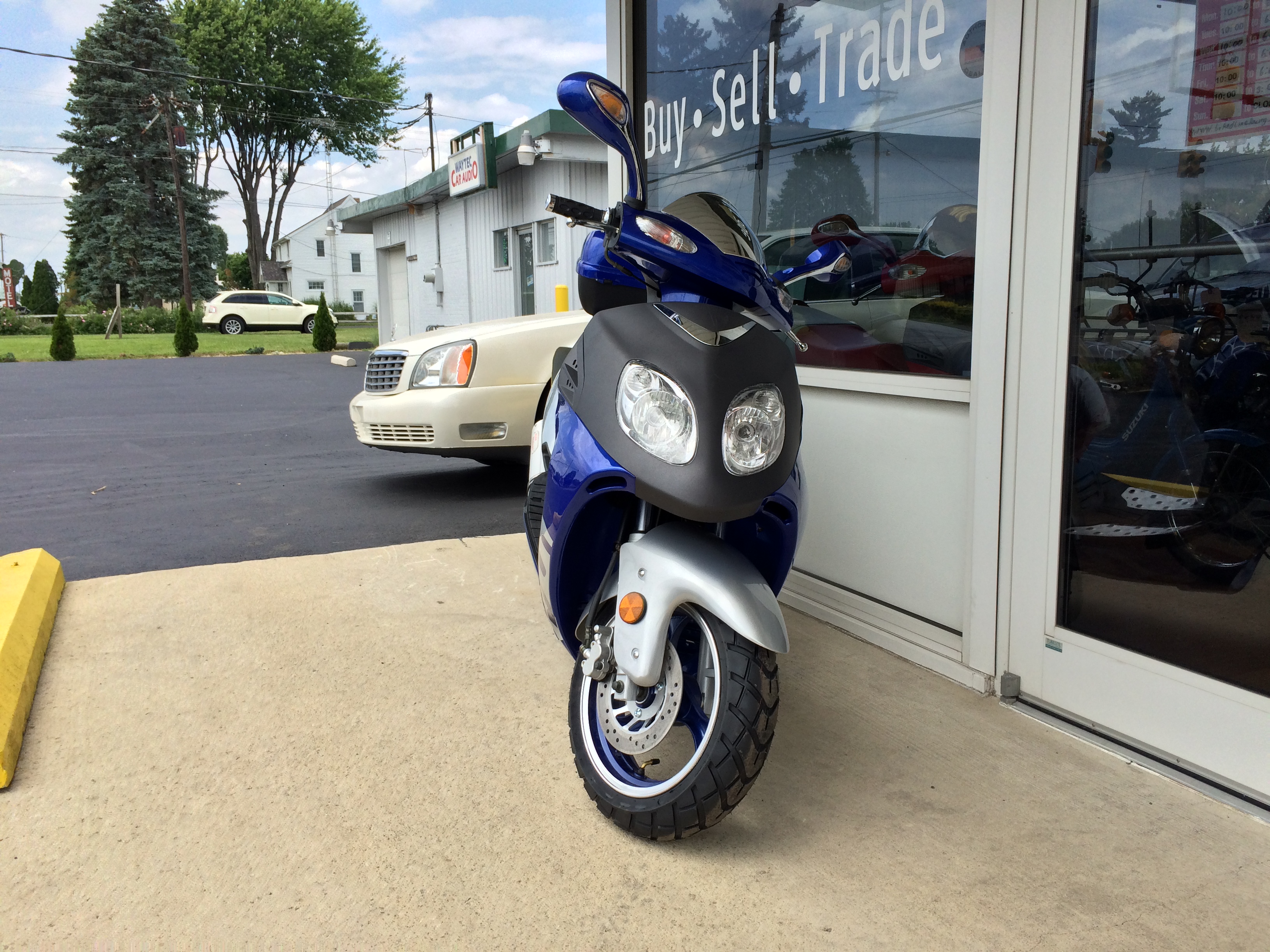 Blue Scooter (Front View) | Redline Racing, LLC